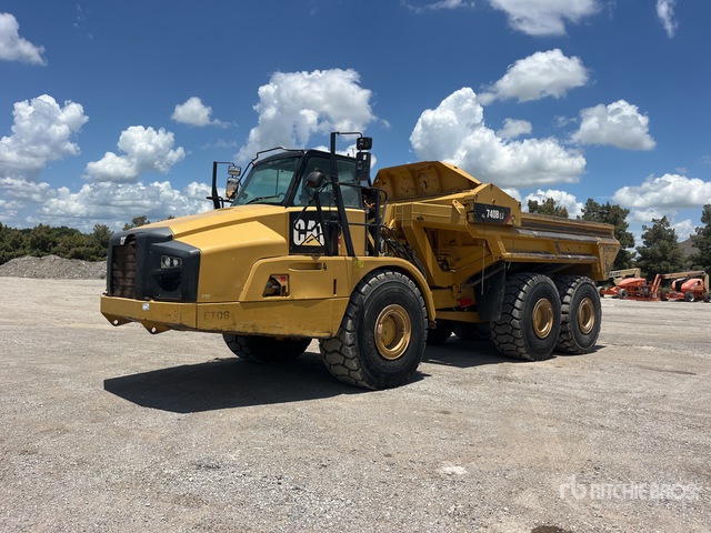 2012 Cat 740BEJ Ejector Articulated Dump Truck | Ritchie Bros. Auctioneers