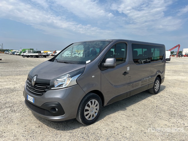 2019 Renault Trafic 9-Seat Mini Autobus | Ritchie Bros. Auctioneers