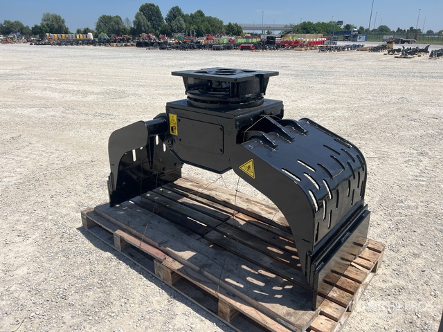 2011 Mantovanibenne GR1000-6P Demolition Grapple | Ritchie Bros ...