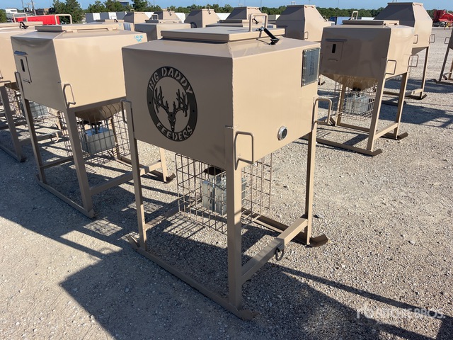 Big Daddy 500 lb Protein Feeder (Unused) | Ritchie Bros. Auctioneers