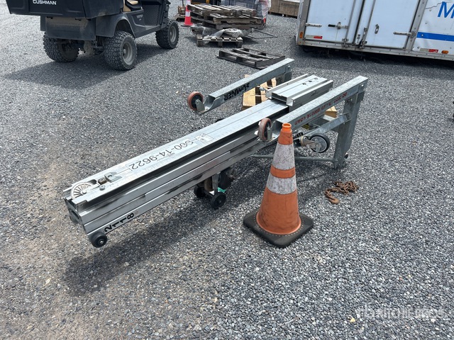 2017 Sumner 2118 Material Hoist | Ritchie Bros. Auctioneers