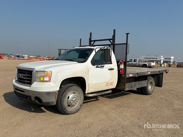 2008 GMC Sierra 3500HD 4x4 Flatbed Truck | Ritchie Bros. Auctioneers