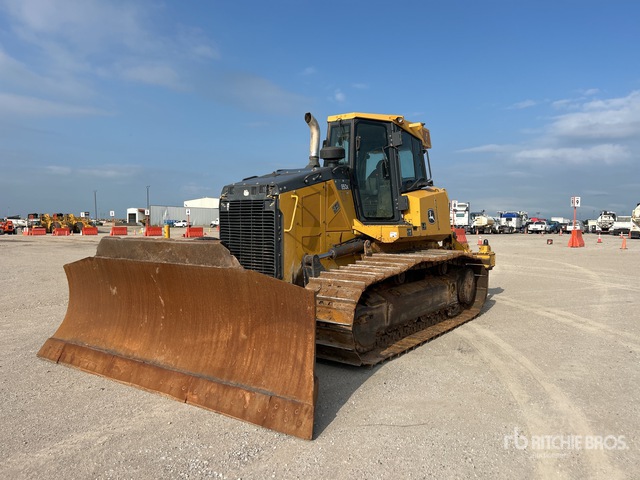 2019 John Deere 850K WLT Crawler Dozer | Ritchie Bros. Auctioneers