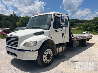 2015 Freightliner M2 106 4x2 Extended Cab Rollback Truck in House ...