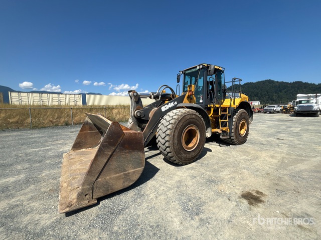 2015 John Deere 824K-II Wheel Loader | Ritchie Bros. Auctioneers