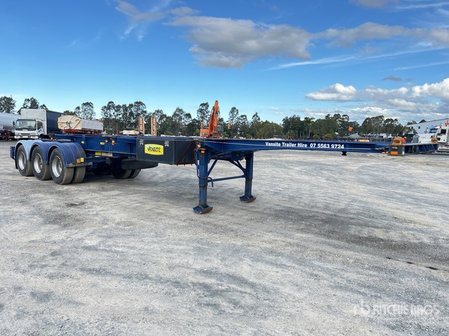 2013 CIMC 9.1 m Tri/A Sliding Container Trailer | Ritchie Bros. Auctioneers