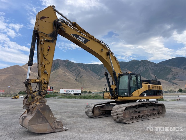 2007 Cat 345C L Tracked Excavator | Ritchie Bros. Auctioneers