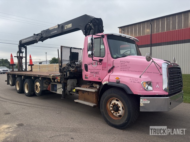 2016 Hiab 335K-4 Hipro 8300 lb Knuckle Boom on 2014 Freightliner 114SD ...