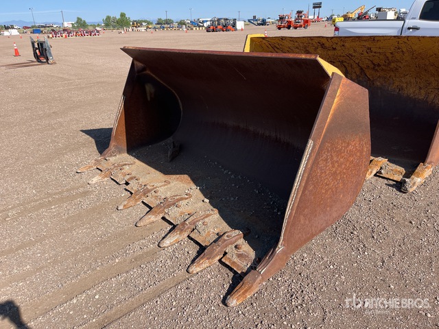 108 in Q/C Wheel Loader Bucket - Fits Cat 950G/H | Ritchie Bros ...