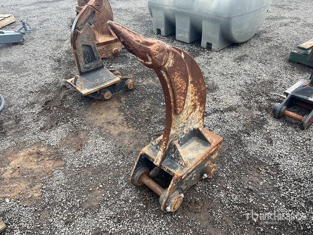 EIE Q/C Excavator Ripper - Fits JCB 55z1 | Ritchie Bros. Auctioneers