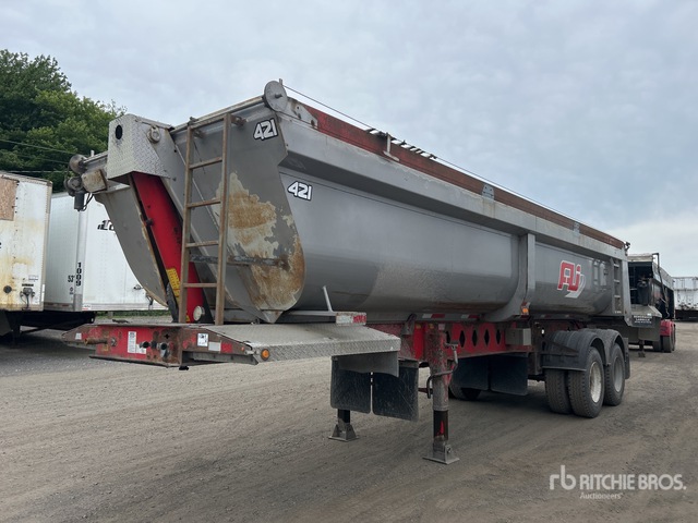 2014 Cross 28 ft T/A End Dump Trailer | Ritchie Bros. Auctioneers