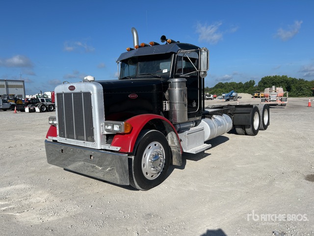1990 Peterbilt 379 6x4 Cab and Chassis | Ritchie Bros. Auctioneers