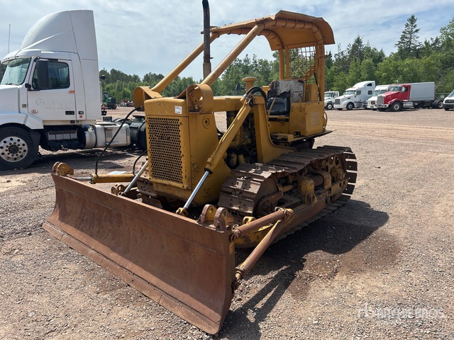 1977 International TD9B Crawler Dozer (Inoperable) | Ritchie Bros ...
