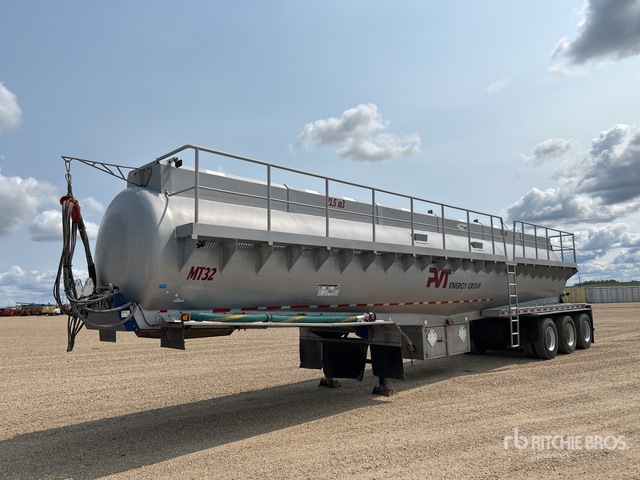 2014 Comptank 43200 L Tri/A Acid Tanker Trailer | Ritchie Bros. Auctioneers