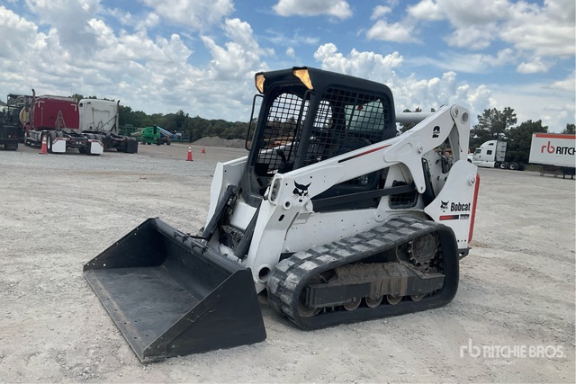 2020 Bobcat T650 Compact Track Loader | Ritchie Bros. Auctioneers