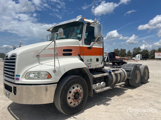 2018 Mack CXU613T 6x2 T/A Day Cab Truck Tractor | Ritchie Bros. Auctioneers