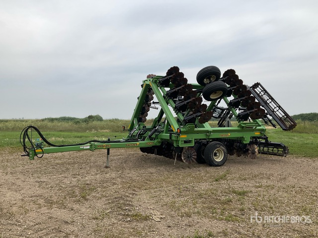 2018 Mandako Twister T2830 28 ft Tandem Disc | Ritchie Bros. Auctioneers