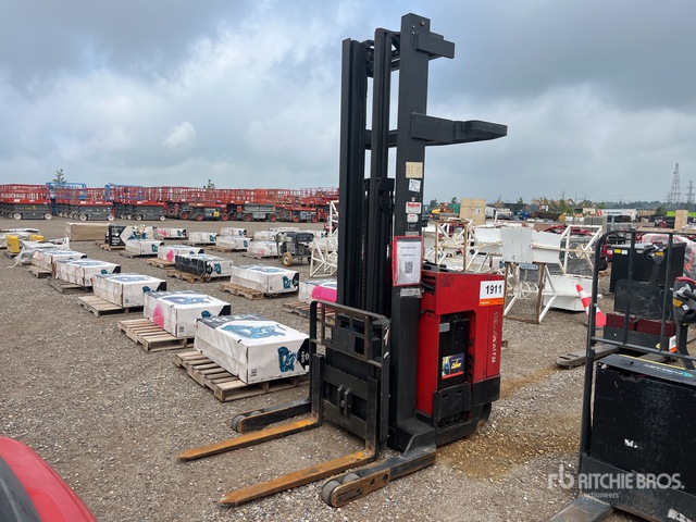 1999 Raymond Easi R30TT 3000 lb Order Picker (Inoperable) | Ritchie ...