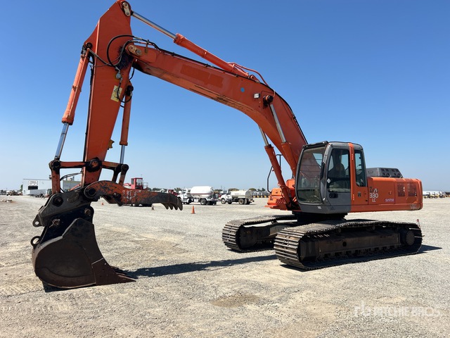 2005 Hitachi ZX330LC Tracked Excavator | Ritchie Bros. Auctioneers