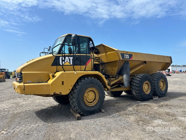 2006 Cat 725 Articulated Dump Truck | Ritchie Bros. Auctioneers