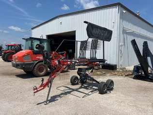 Kubota RA1042T Draw Bar 1 Rotor Hay Rake in Auburn, Illinois, United ...