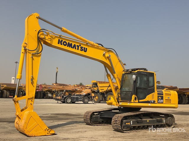2020 Komatsu PC220-8N1 Tracked Excavator | Ritchie Bros. Auctioneers