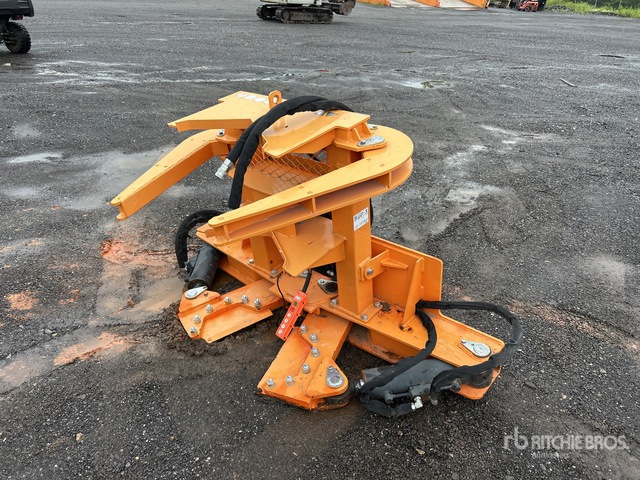 2023 Suihe SSTS-G 74 in Skid Steer Tree Shear | Ritchie Bros. Auctioneers