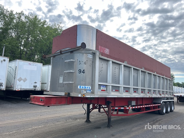 1997 Cobra 38 ft Tri/A End Dump Trailer | Ritchie Bros. Auctioneers