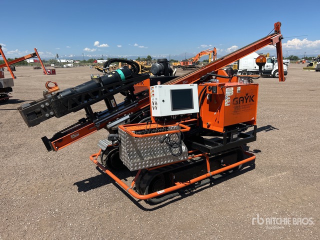 2021 Gayk HRE4000WS Pile Driver | Ritchie Bros. Auctioneers