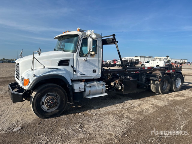 2003 Mack CV713 6x4 Roll-Off Truck | Ritchie Bros. Auctioneers