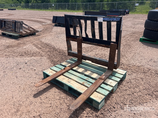 Versatech 43 in Skid Steer Forks | Ritchie Bros. Auctioneers