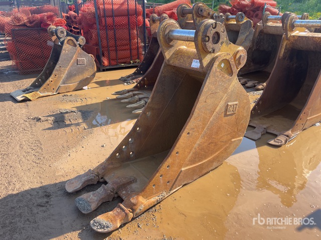 Cat 30 in Digging Excavator Bucket - Fits Cat 336E | Ritchie Bros ...