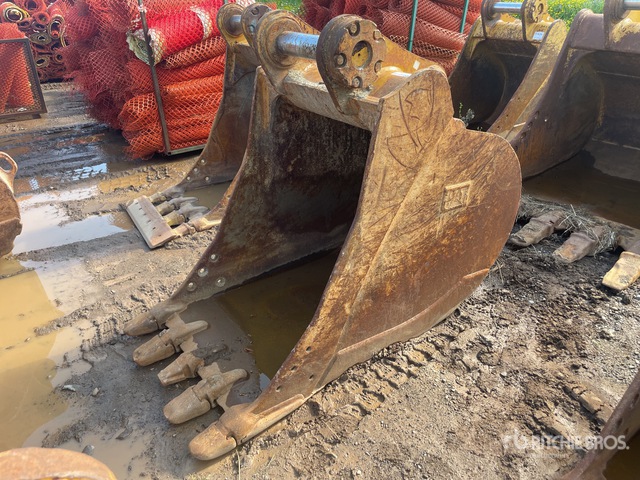 Cat 42 in Digging Excavator Bucket - Fits Cat 336E | Ritchie Bros ...