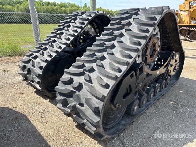 Quantity of (2) 2016 Soucy 511E 32 in Track Width Tracks - Fits John ...
