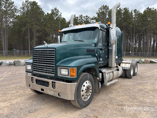 2016 Mack CHU613 6x4 T/A Sleeper Truck Tractor | Ritchie Bros. Auctioneers