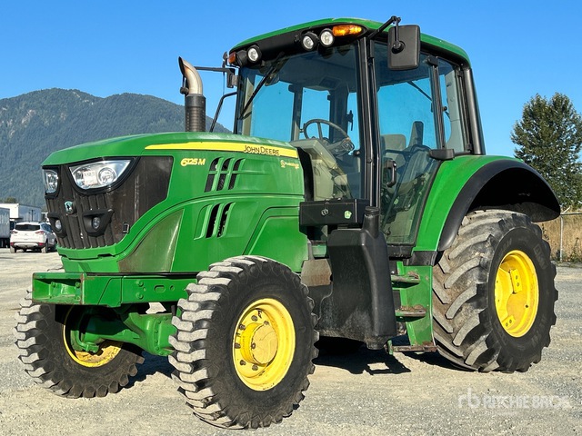 2014 John Deere 6125M 4WD Tractor | Ritchie Bros. Auctioneers