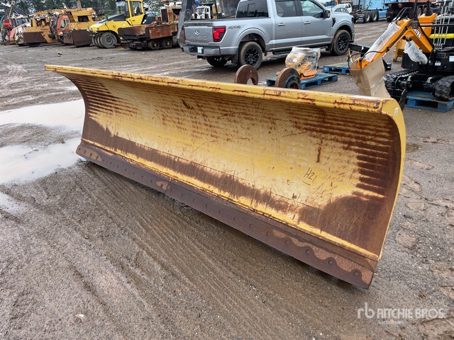AMI 144 in Wheel Loader Snow Blade - Fits Cat Fusion Coupler | Ritchie ...