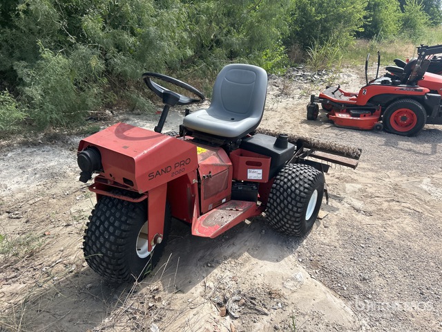 Toro Sand Pro 2020 Bunker Rake | Ritchie Bros. Auctioneers
