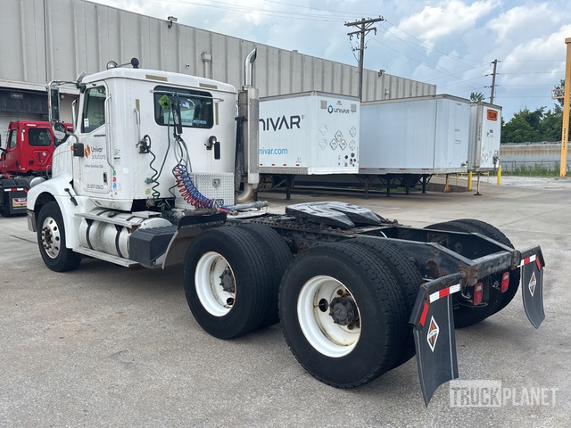 2007 International L9227 6x4 T/A Day Cab Truck Tractor in Berkeley ...