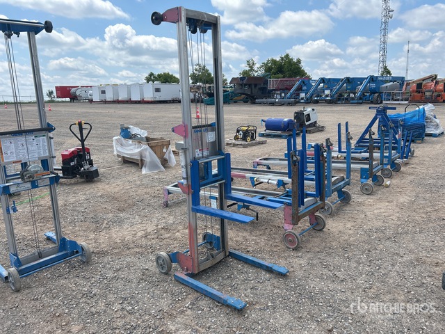 2016 Genie GL-12 12 Ft Material Hoist | Ritchie Bros. Auctioneers