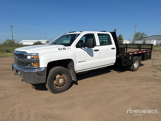 2015 Chevrolet 3500 HD 4x4 Crew Cab Table Top Truck | Ritchie Bros ...