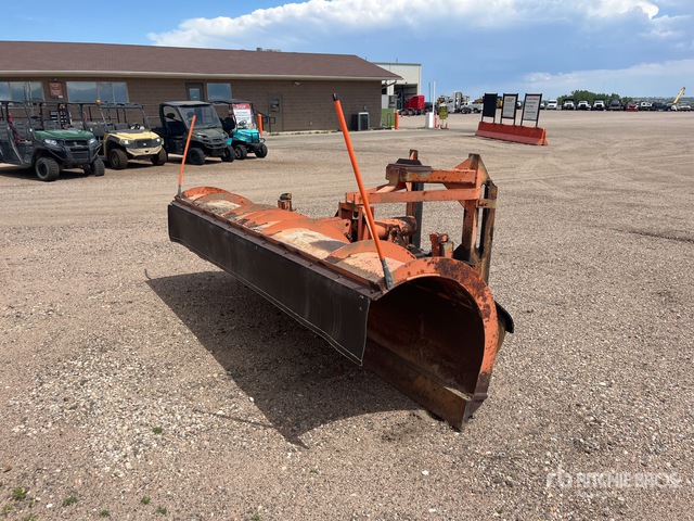 Henke 10 ft Snow Plow | Ritchie Bros. Auctioneers