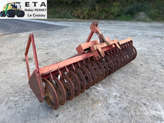 2001 Techmagri Front Roller 3 m 3-Point Rouleau Plombeur Avant Front ...