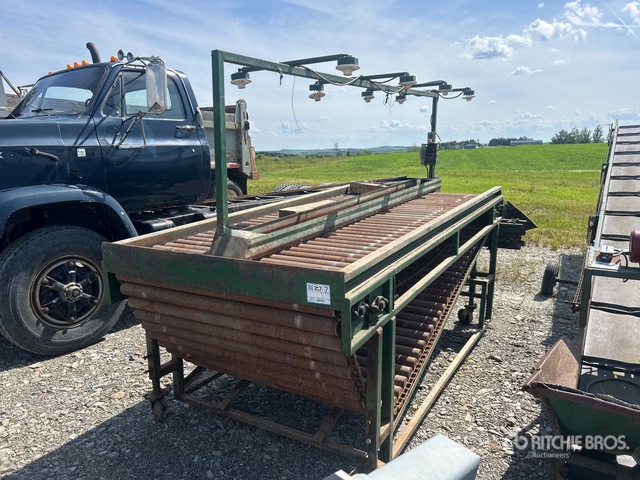 Lockwood 10 ft x 4 ft 5 in Electric Roller Inspection Table | Ritchie ...