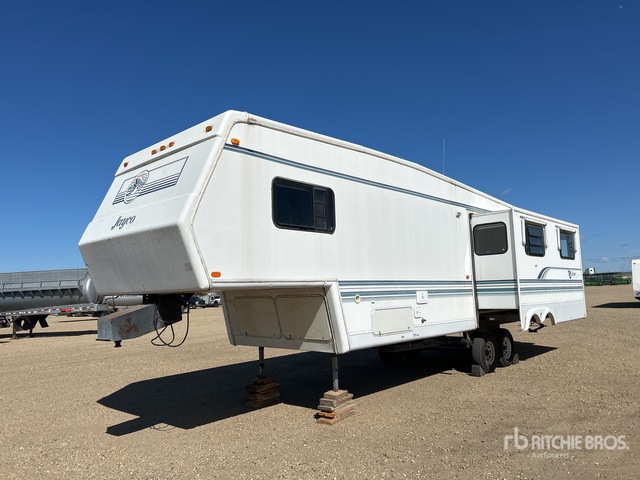 1996 Jayco Designer 36 ft T/A Travel Trailer | Ritchie Bros. Auctioneers
