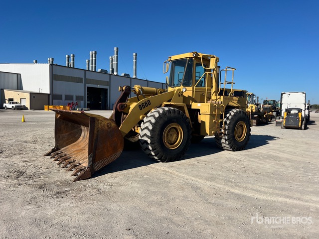 Cat 966D Wheel Loader | Ritchie Bros. Auctioneers
