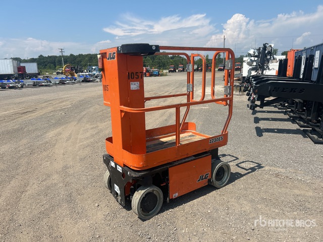 2011 JLG 1230ES Vertical Mast Lift | Ritchie Bros. Auctioneers