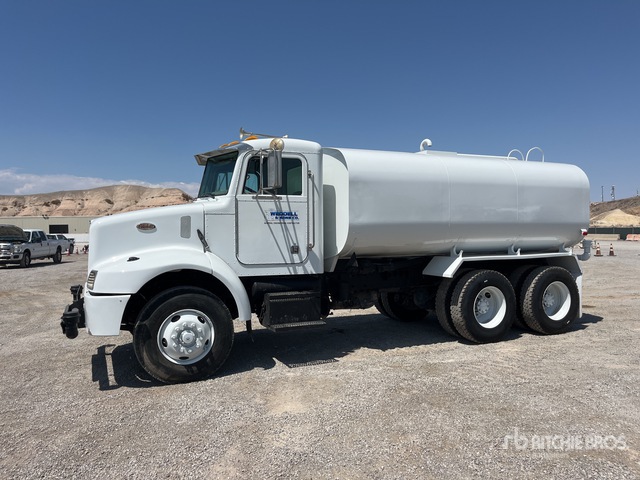 2001 Peterbilt 330 3800 gal 6x4 Water Truck | Ritchie Bros. Auctioneers