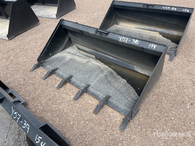 All-Star 68 in Low Profile Skid Steer Bucket | Ritchie Bros. Auctioneers