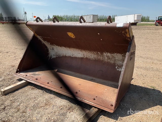 Craig 108 in Wheel Loader Bucket | Ritchie Bros. Auctioneers